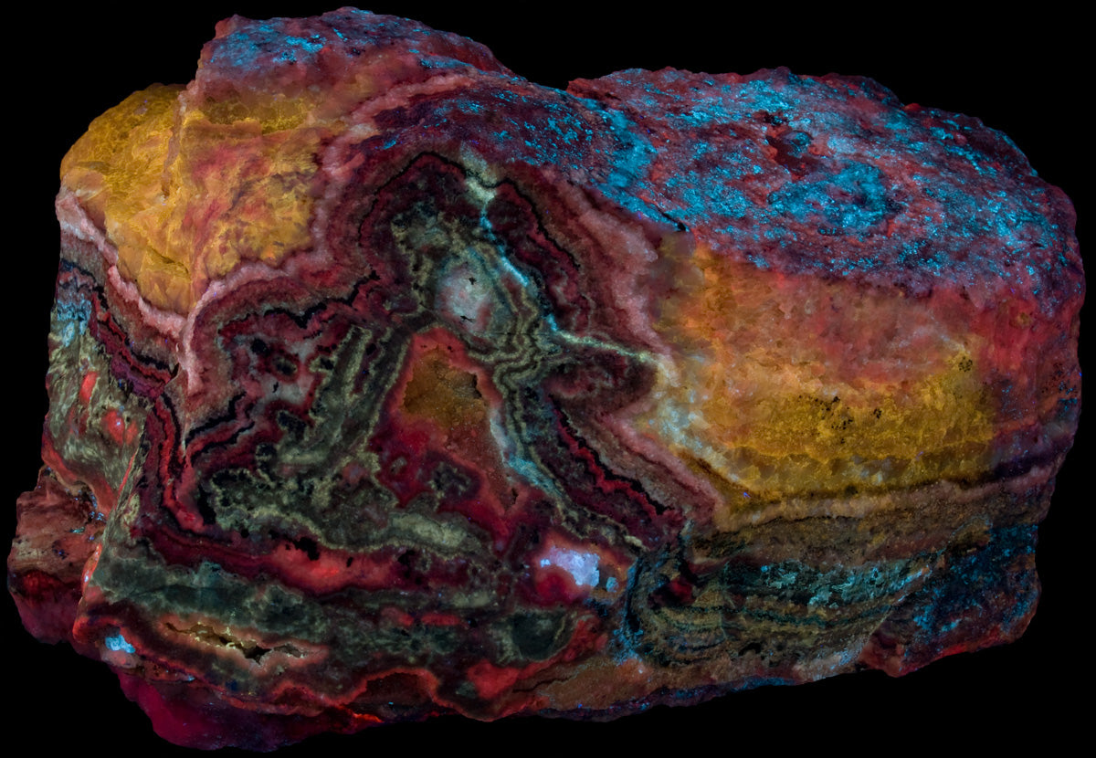Long Lake Zinc Mine in Canada - Aragonite, Diopside, Hydrozincite ...