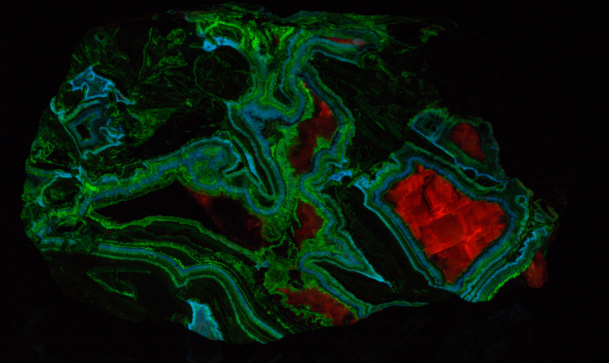 Catching the Afterglow - Taking Pictures of Phosphorescent Minerals ...