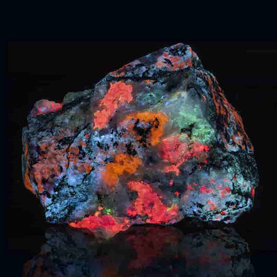 Fluorescent Mineral Display Case - 365nm UV Light | Yooperlite Display ...