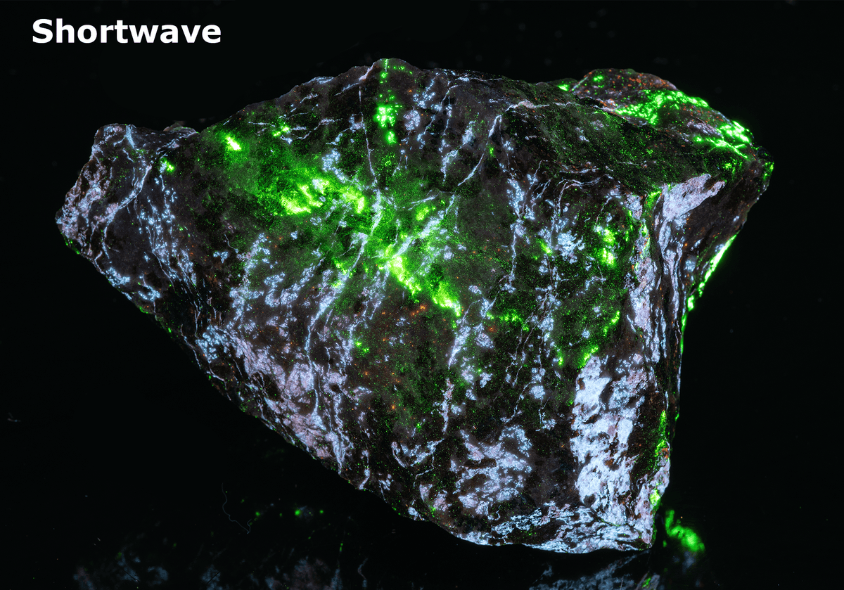 Rare Margarosanite, Willemite, Clinohedrite from Franklin Mine, New ...